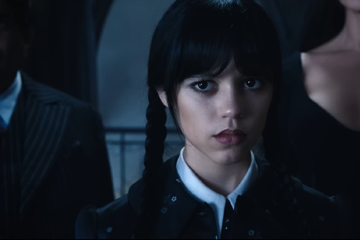 Netflix lanza nuevo tráiler de "Wednesday" y revela caras conocidas ...