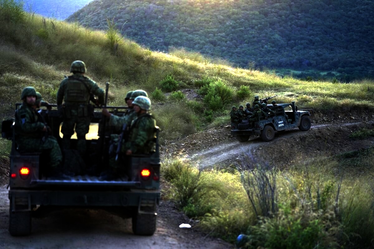 Convoy del CJNG toma varias comunidades de Michoacán - País