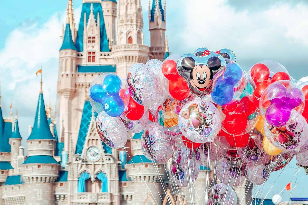 Vuelven a "Disney World" los famosos pases anuales - FARO INFORMA
